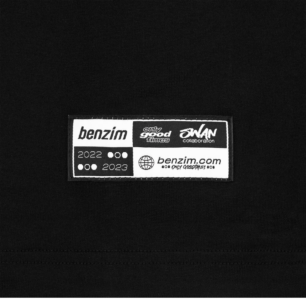 Checkered „X“ Tee – benzim